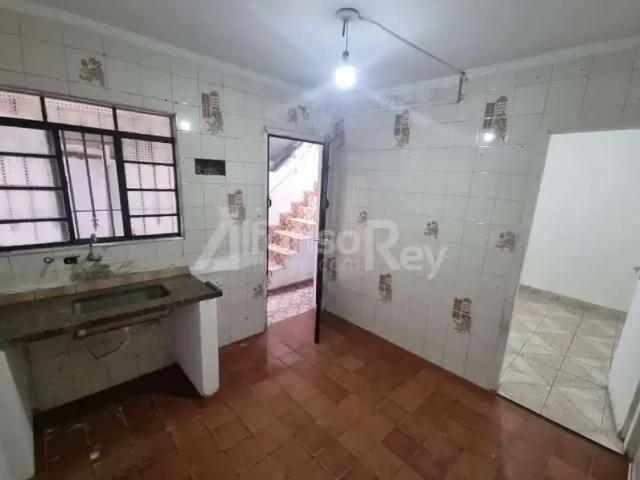Casa com 1 quarto para alugar na Travessa Lino de Matos Gastão, 51, Vila Margarida, São Paulo