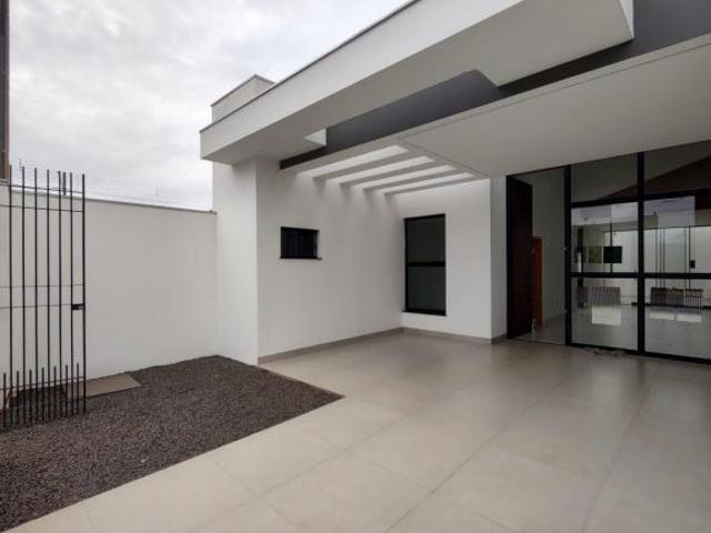 CASA COM 1 SUÍTE E 2 QUARTOS NO JARDIM PARAÍSO EM MARINGÁ PR