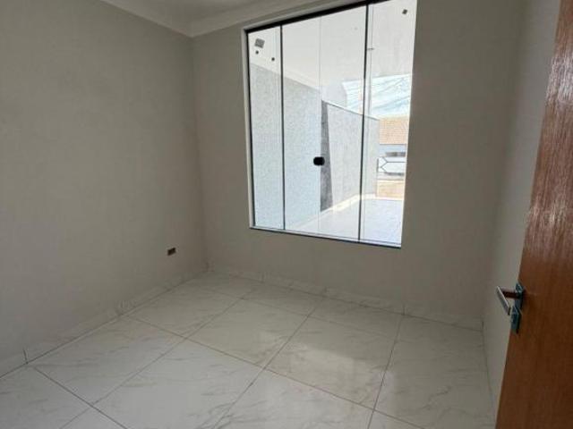 CASA COM 1 SUÍTE E 2 QUARTOS NO RESIDENCIAL GUAIAPÓ EM MARINGÁ PR