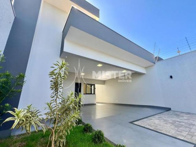 CASA COM 1 SUÍTE, 2 QUARTOS E PISCINA NO JARDIM MEDITERRÂNEO EM MAR