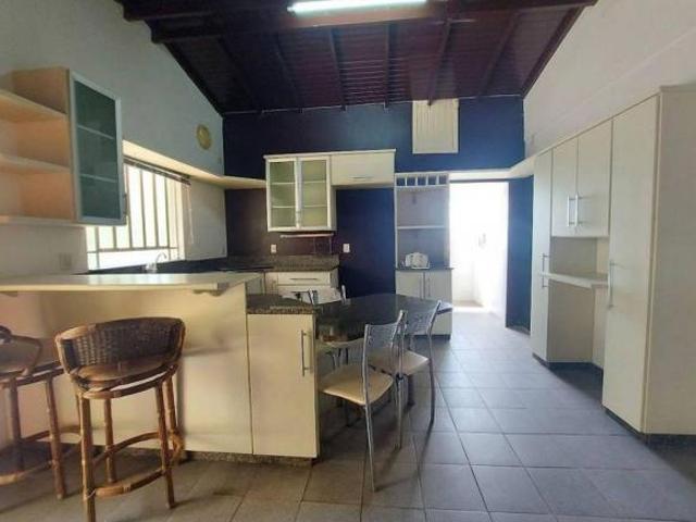 Casa com 200 m² e 3 quartos à venda no Jardim Europa