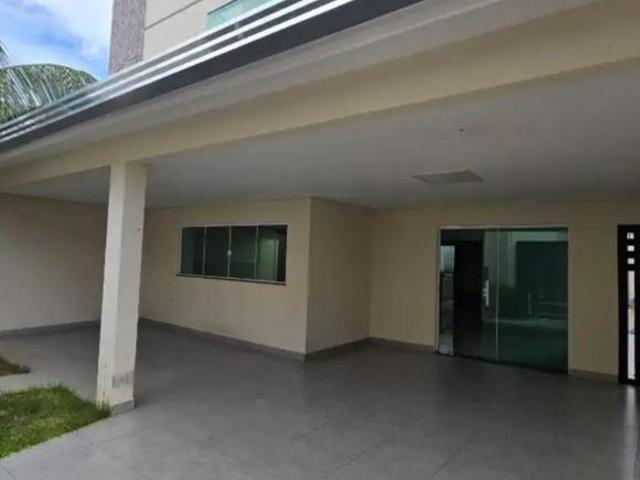 Casa com 200 m² e 3 quartos à venda em Jardim das Camélias