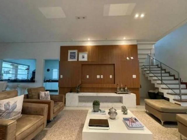 Casa com 200 m² e 3 quartos à venda em Jardim Nossa Senhora do Carmo