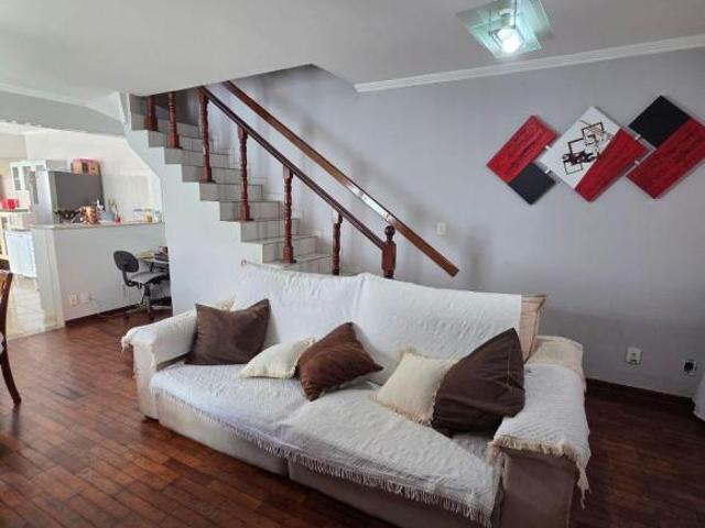 Casa com 200 m² e 3 quartos à venda em Vila Marari SP