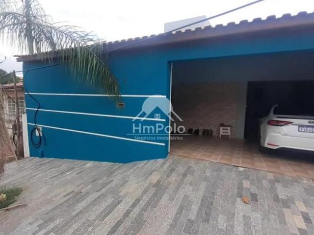 Casa com 200m² piscina 3 quartos suítes São Bento Campinas