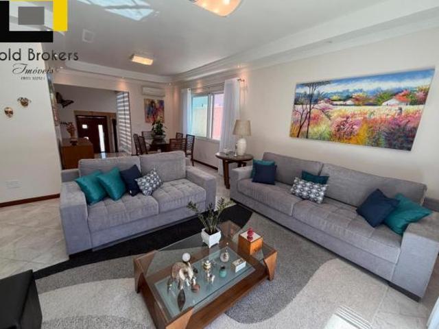 CASA COM 201M² NO COND. VILLAGE DAS FLORES BAIRRO JD. NOVO MUNDO EM JUNDIAI/SP *ACEITA PERMUTA
