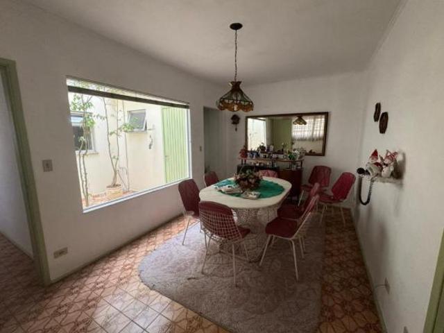 Casa com 207 m², 3 quartos sendo 3 suítes à venda no bairro Bosque da Saúde