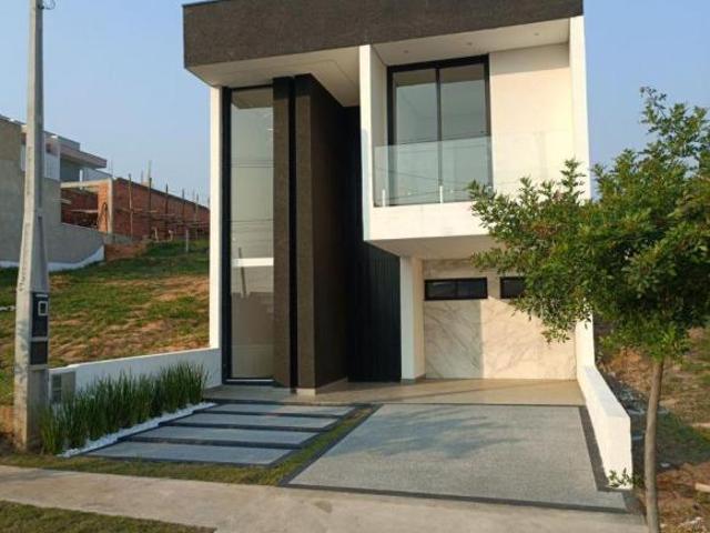 Casa com 208 m² e 3 quartos à venda em Horto Florestal