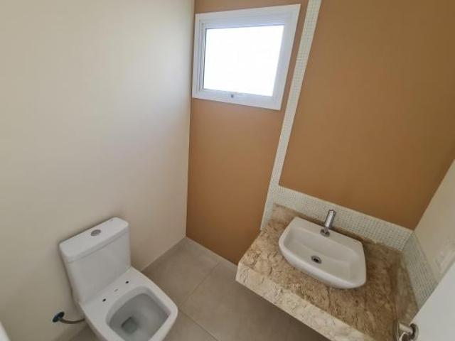 CASA COM 211M² A/C 260M² A/T 3 SUITES + HOME OFFICE + QUINTAL GOURMET JUNDIAI