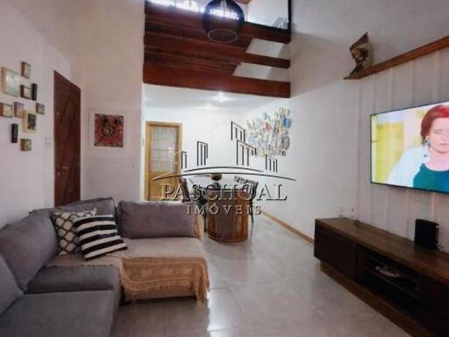 CASA COM 220,00 m² CAIÇARA PRAIA GRANDE SP