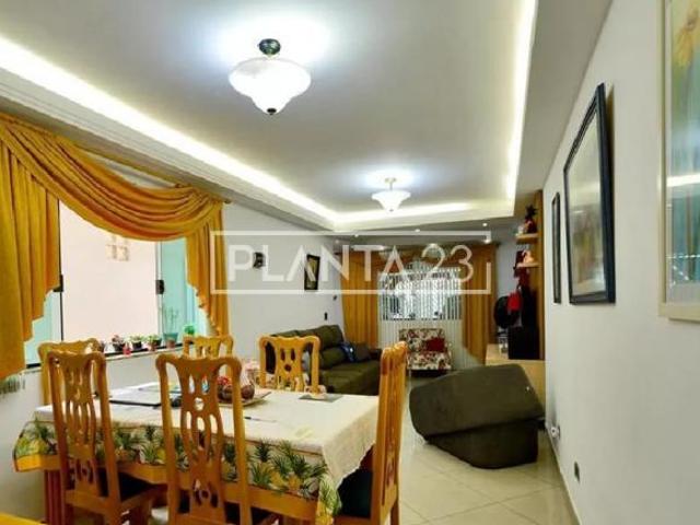 Casa com 220 m², 3 quartos sendo 1 suíte à venda no bairro Perdizes