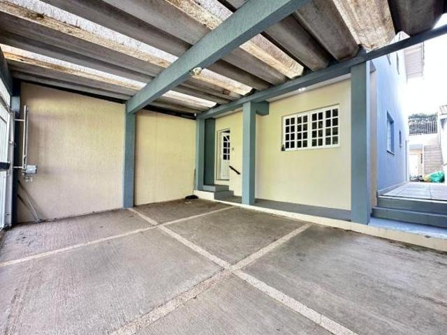 Casa com 220 m² e 3 quartos à venda em Jardim Dracena FL34