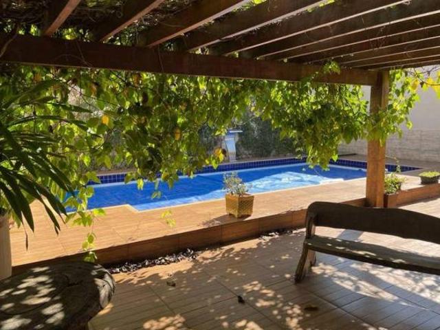 Casa com 220 mt², 3 suítes, área de lazer com piscina à venda na Praia das Palmeiras