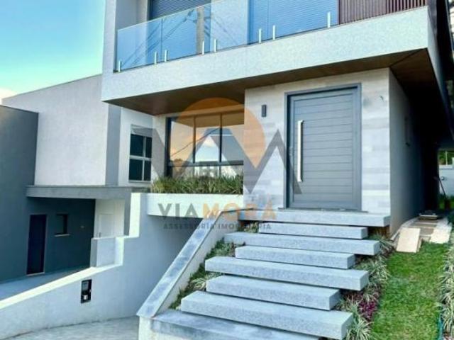 Casa com 230 m² e 3 quartos à venda em condomínio clube, no Santa Cândida