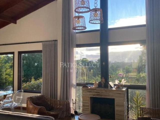 Casa com 231.98 m², 3 quartos sendo 1 suíte à venda no bairro Rondinha.c