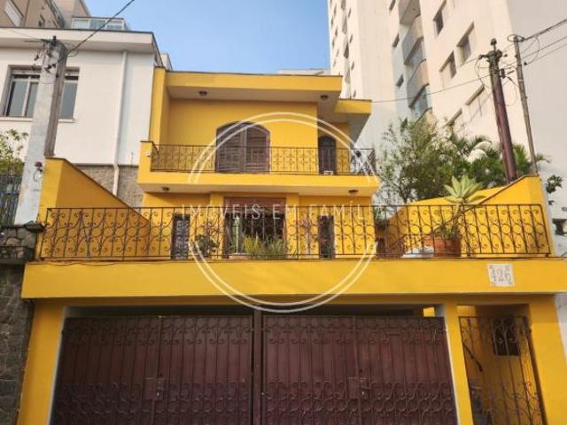 Casa com 231 m², 4 quartos sendo 4 suítes à venda no bairro Pompeia