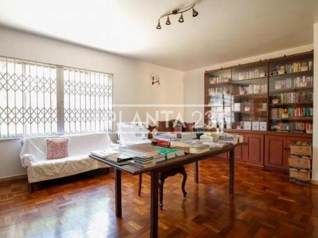 Casa com 237 m², 3 quartos sendo 1 suíte à venda no bairro Alto de Pinheiros