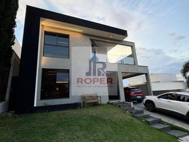 Casa com 240 m²/4 Dorms/2 Vagas/Área Gourmet com piscina à venda em Atibaia