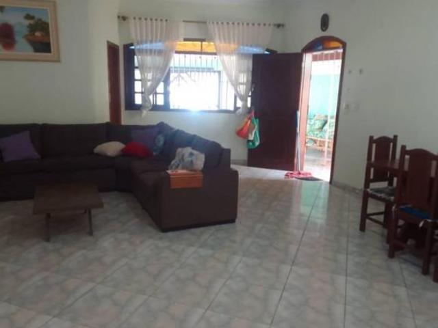 CASA COM 244,75 m² MARACANA PRAIA GRANDE SP
