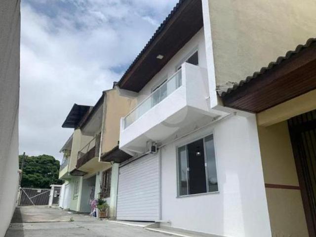 Casa com 246 m² e 3 quartos à venda em Cristo Rei