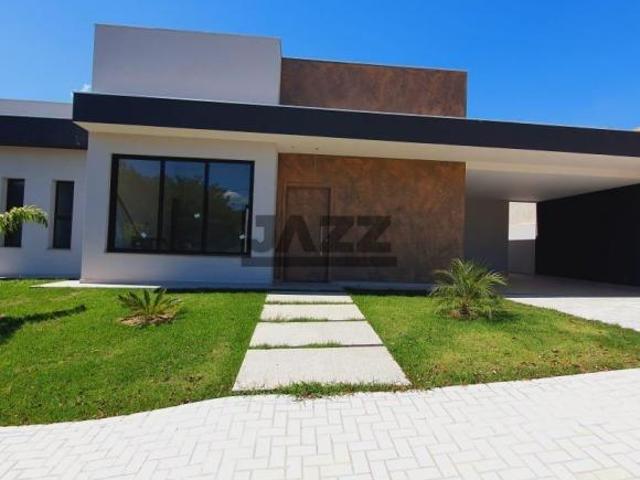 Casa com 247m² área privativa e 600 m² de área total, em Bragança Paulista