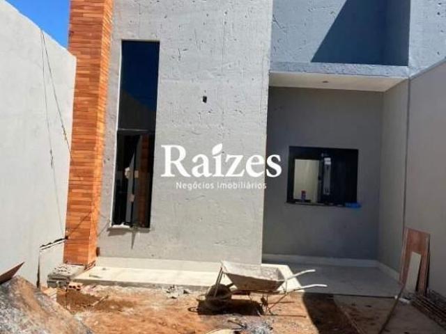 Casa com 2/4 sendo 1 suíte no Fruta do Conde
