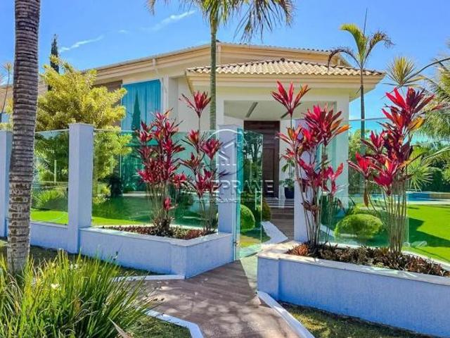 Casa com 2500 m² e 5 quartos à venda no Park Way