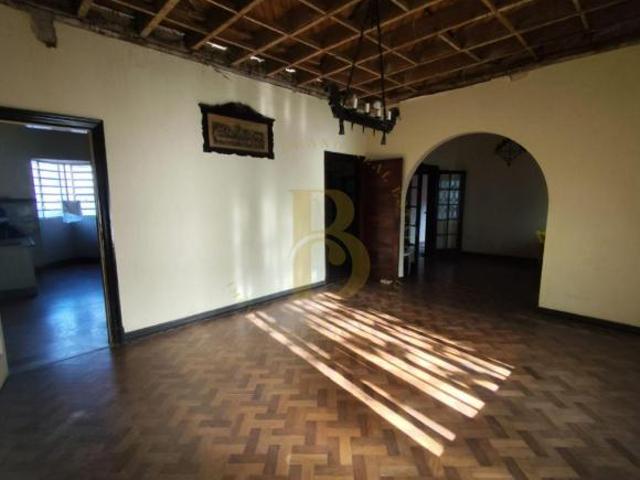 Casa com 250 m², 3 quartos à venda no bairro Pacaembú