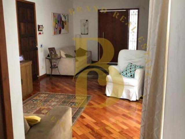 Casa com 250 m², 3 quartos sendo 1 suíte à venda no bairro Brooklin