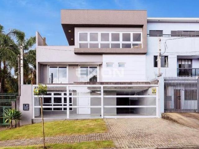 Casa com 250 M² 3 Suítes – Portão!