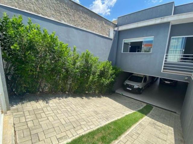 Casa com 250 m² e 3 quartos à venda em Campos Olivotti