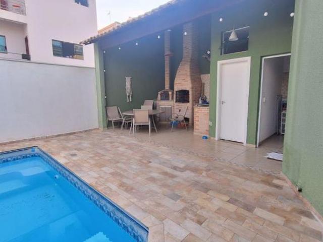 Casa com 250 m² e 3 quartos à venda R$ 1.350.000 Village Saint Claire Sorocaba/SP