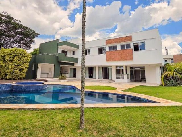 Casa com 250 m² e 5 quartos à venda no Residencial Rosário de Fátima