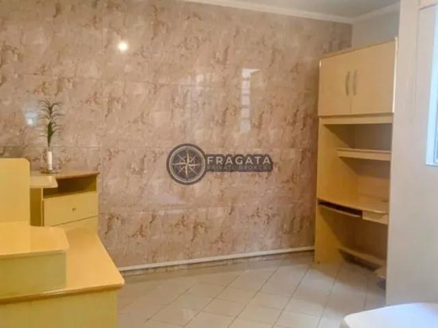 Casa com 250 m² 4 dormitórios sendo 3 suítes Vila Pompéia/SP