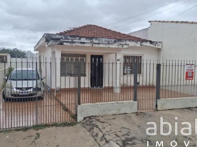Casa com 250m² com 2 dormitórios e vaga de garagem Jardim Bontempo