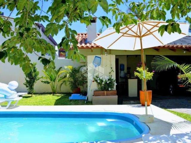 Casa com 250m² e 4 quartos à venda em Ipanema