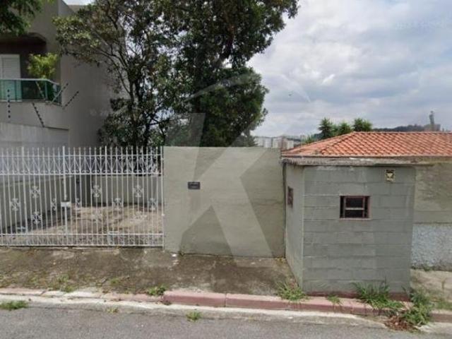 Casa com 256 mts² de área construída, 2 casas no terreno de 1.290 mts², na VIla Albertina