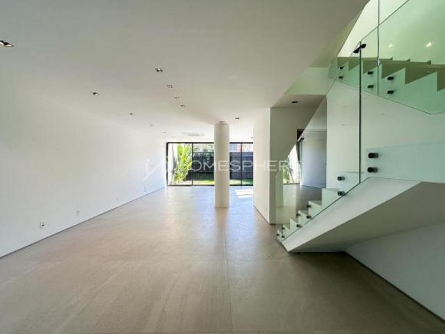 Casa com 262.53 m², 3 quartos sendo 3 suítes à venda no bairro Jardim Paulista