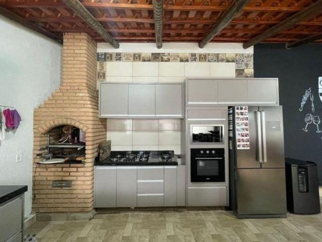 Casa com 264 m² e 4 quartos à venda no Jardim das Nações