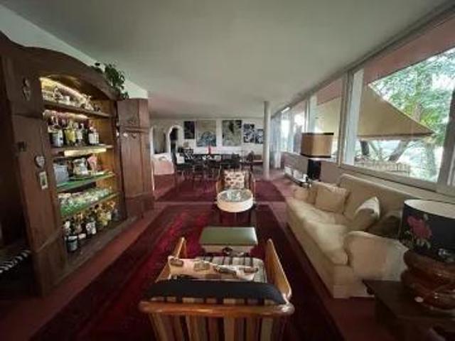Casa com 277 m², 4 quartos sendo 4 suítes à venda no bairro Morumbi