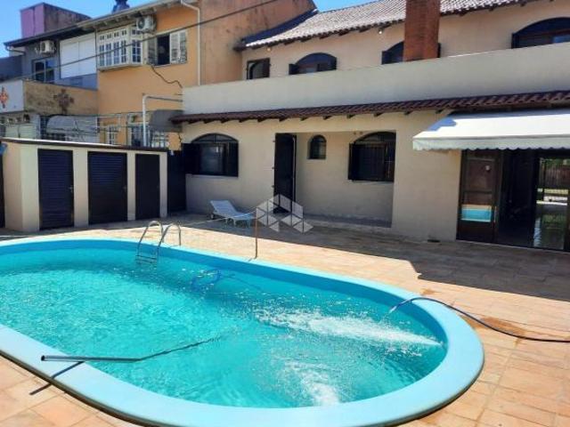 Casa com 287 m² e 5 quartos à venda no Jardim Itu