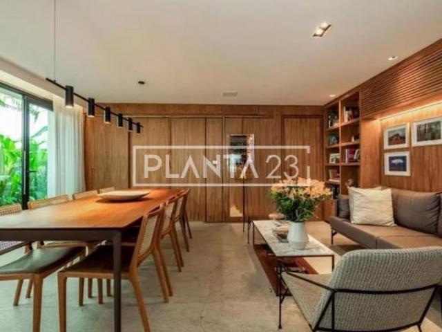 Casa com 288 m², 4 quartos sendo 2 suítes à venda no bairro Jardim Europa