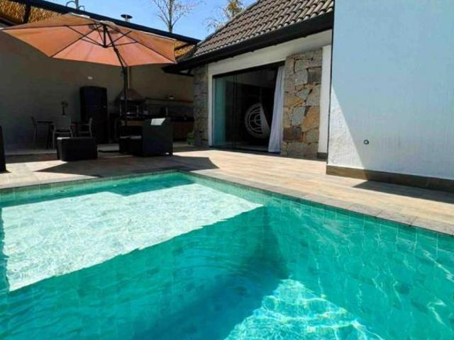 Casa com 290 m² e 3 quartos à venda em Ubatuba