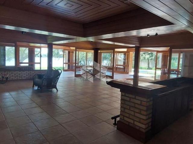 Casa com 290m2 em El Dourado do Sul