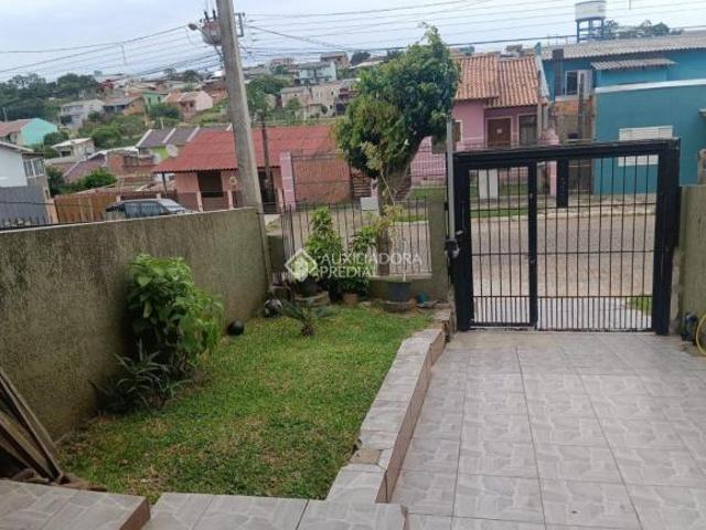 Casa com 2 amplos quartos e espaço Gourmet em Gravatai