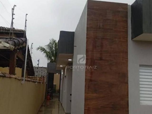 Casa com 2 dorm. com piscina à venda, por R$ 429.000 Estância Balneária Tupy Itanhaém/SP