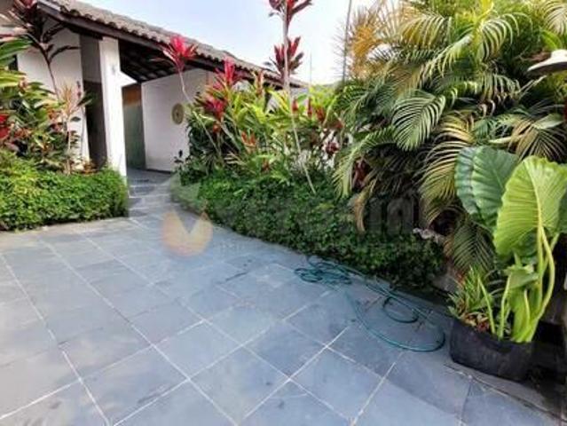 Casa com 2 dorm. à venda, 60 m² por R$ 300.000,00 Golfinhos Caraguatatuba/SP