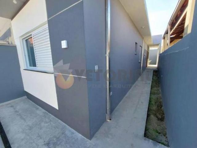 Casa com 2 dorm. à venda, 74 m² por R$ 305.000,00 Golfinho Caraguatatuba/SP