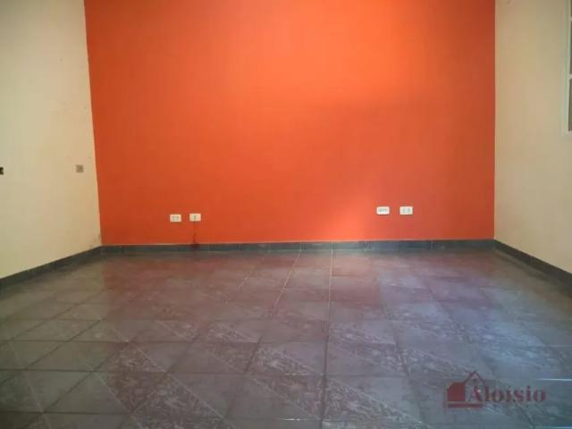 Casa com 2 dormitórios à venda por R$ 425.000,00 Emecal Taubaté/SP