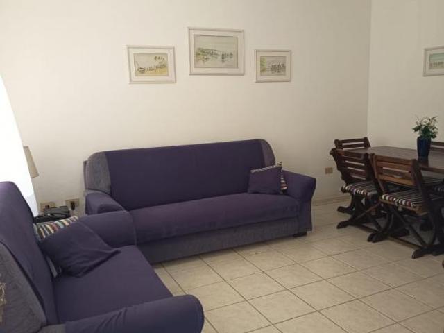 CASA COM 2 DORMITÓRIOS MAIS EDÍCULA NO CENTRO